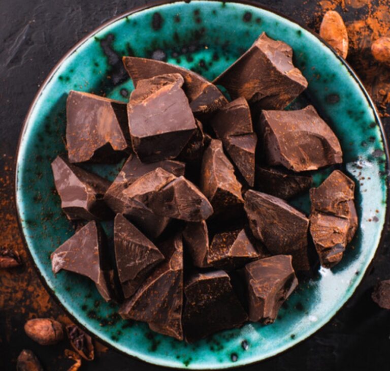 Semi-Sweet Vs Bittersweet Chocolate: What's The Difference? - Chocolate ...
