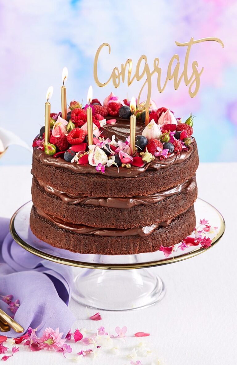 The ultimate chocolate cake - Chocolate Covered Weekly